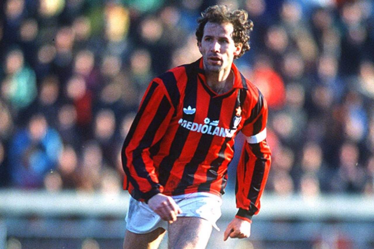 Il primo e l'ultimo gol di Baresi: due perle da centravanti Il primo e l'ultimo gol di Baresi: due perle da centravanti