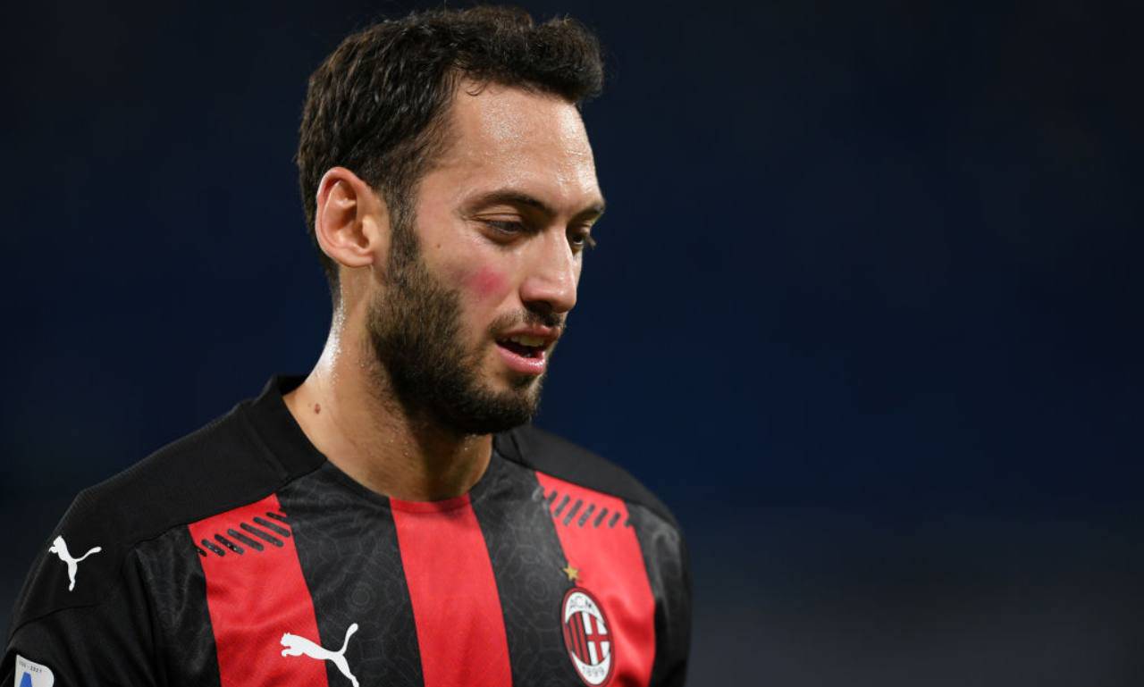 Milan, Calhanoglu a Torino: il motivo della visita | FOTO