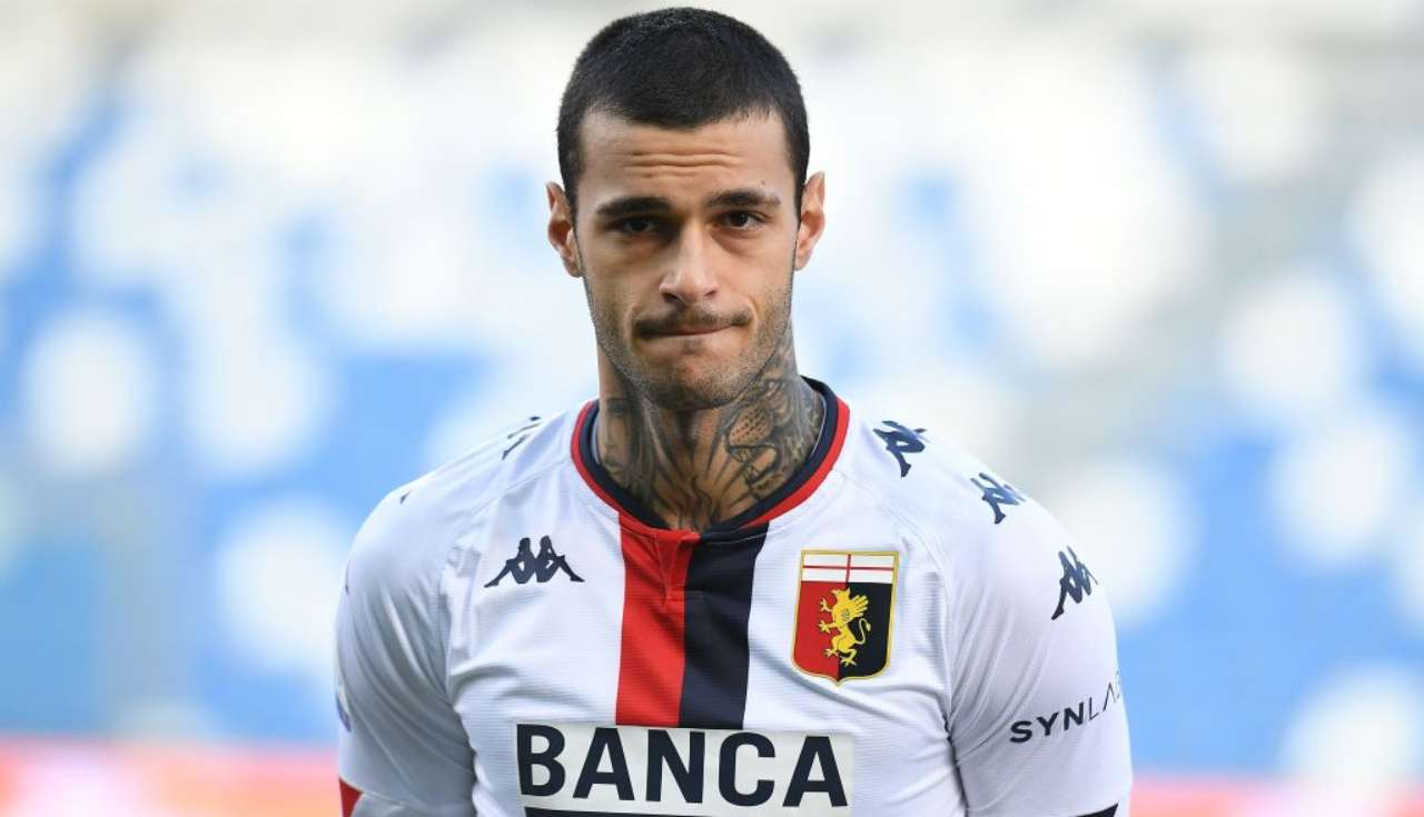 Scamacca a 40 milioni: i tifosi del Milan si schierano