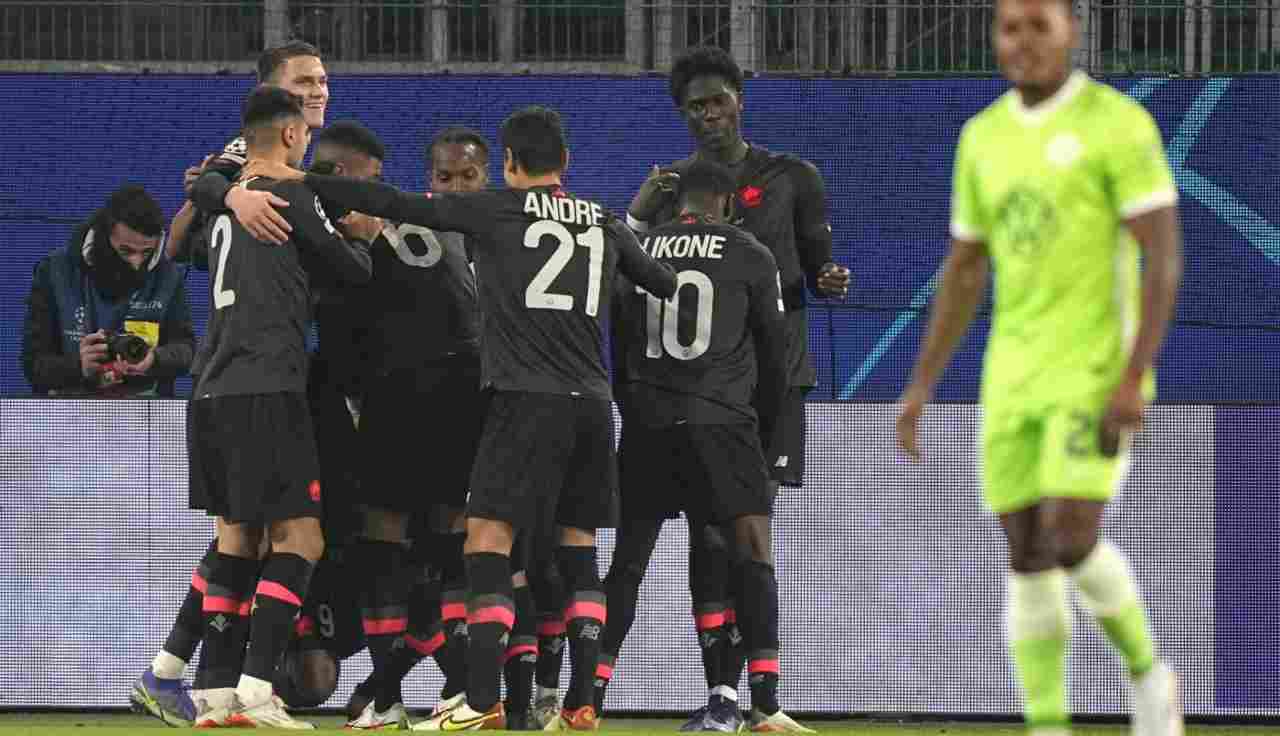 Calciomercato Milan, tutti sul difensore! Aumenta la concorrenza Calciomercato Milan, tutti sul difensore! Aumenta la concorrenza