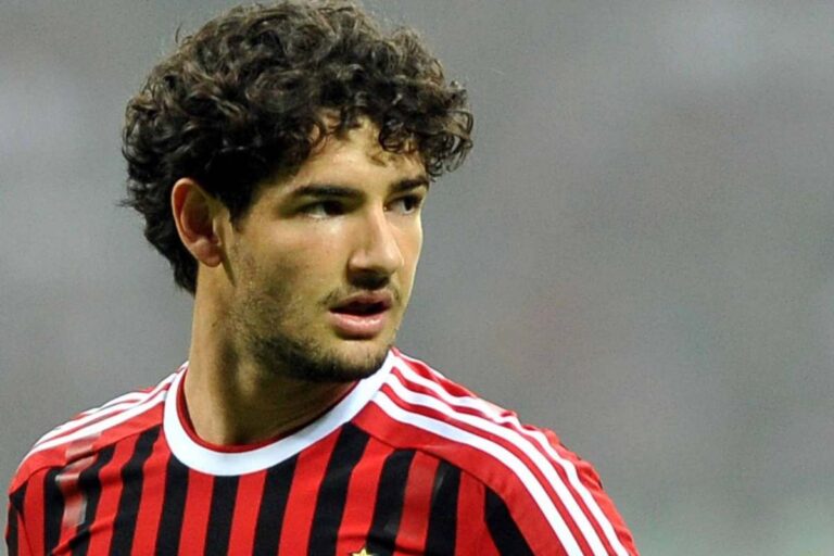 Pato al Milan, l'attaccante esce allo scoperto: il messaggio fa ...
