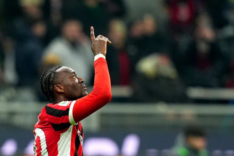 Abraham al Milan: Roma e Milan d'accordo, l'annuncio dei giallorossi