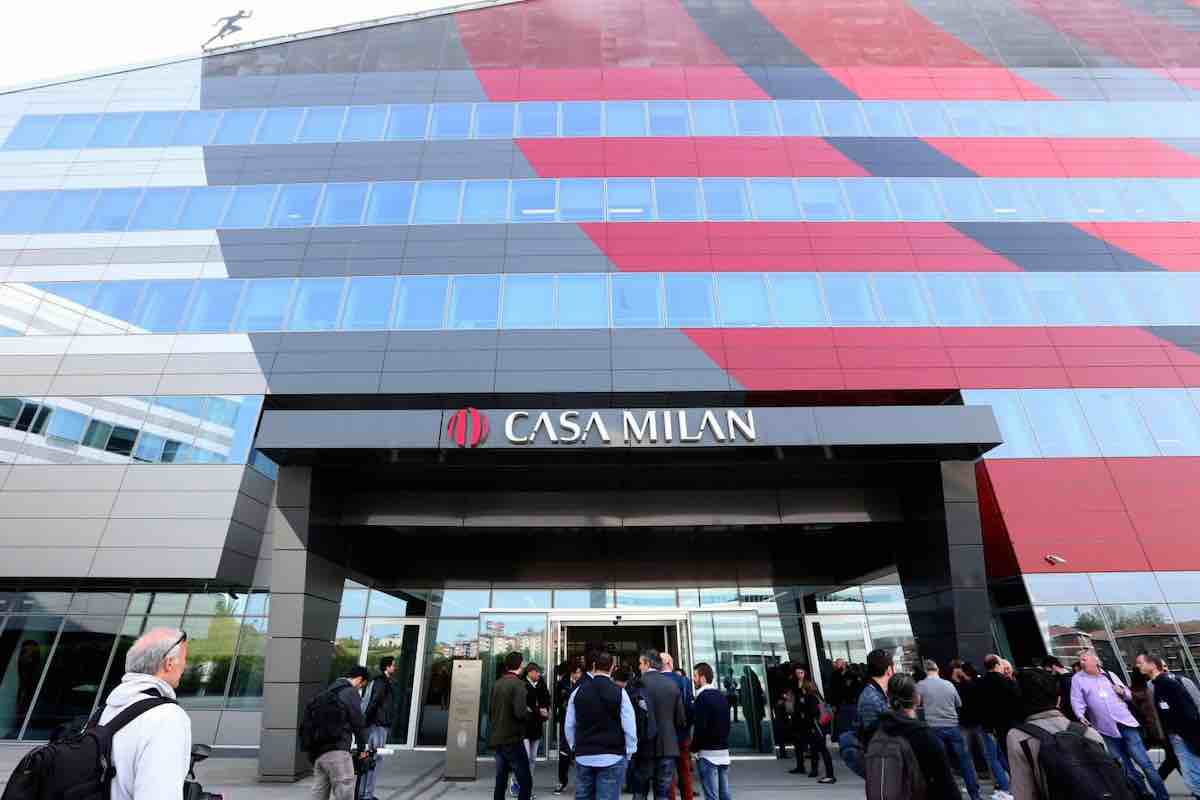 Arriva anche il colpo a centrocampo, Milan senza freni Arriva anche il colpo a centrocampo, Milan senza freni